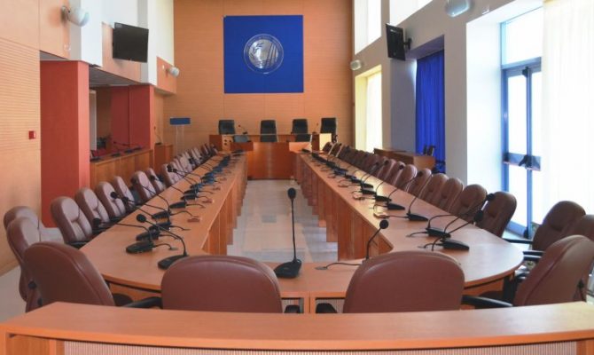 Προς τους προεδρους ολων των κοινοτητων αλλα και τους δημαρχους και τα ...